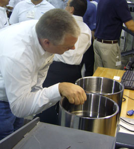 Cutting premium threads - Tooling and Production Magazine for Large ...